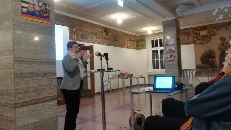 Brigitta Busch - dognanja stroke o učenju jezikov I Neuer Stand der ...