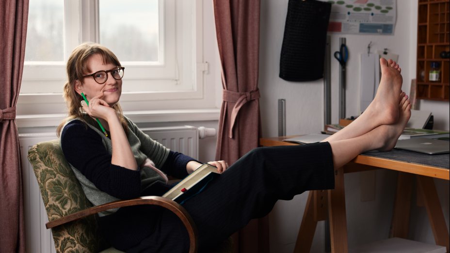 Umetnica Anna Zadra I Künstlerin Anna Zadra - News | radio AGORA 105,5